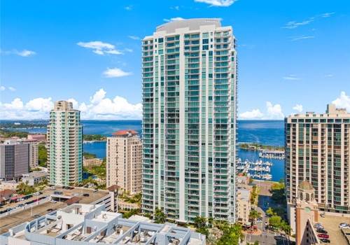 One St. Petersburg High-Rise Condos | 100 1st Ave N