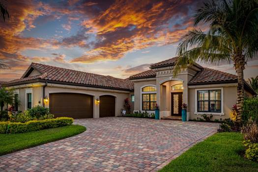 Naples, Florida Real Estate | Homes, Condos & Luxury Properties for Sale