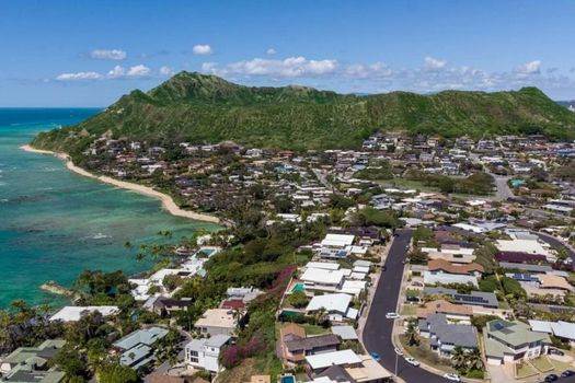 Kahala Homes For Sale | Real Estate & Neighborhood Guide