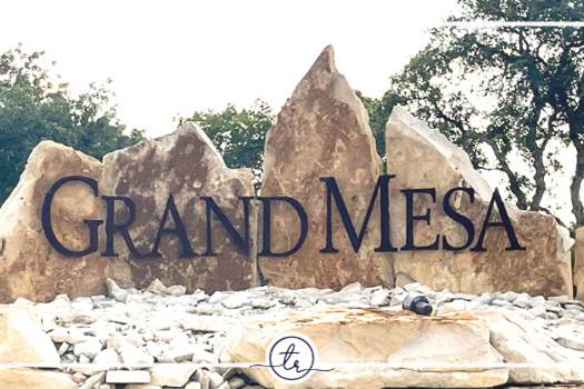 Grand Mesa Crystal Falls | Luxury Homes in Leander, TX