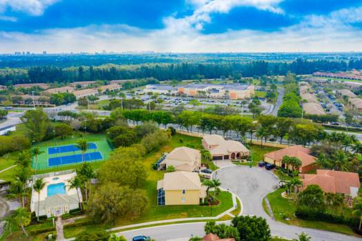 Hamilton Bay Real Estate and Homes for Sale in Hamilton Bay