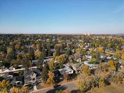 Homes for Sale in Haysboro Calgary | Houses in Calgary