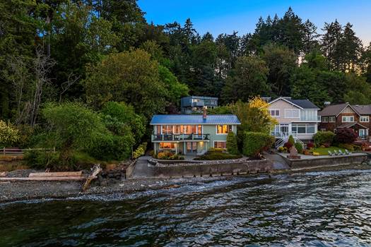 Low and No Bank Waterfront Homes for Sale on Bainbridge Island | Easy ...