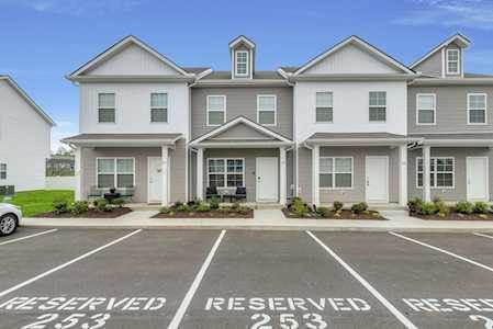 Columbia, TN Condos for Sale