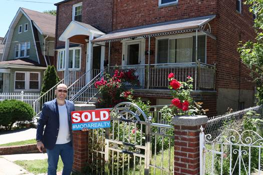 About Moda Realty Team