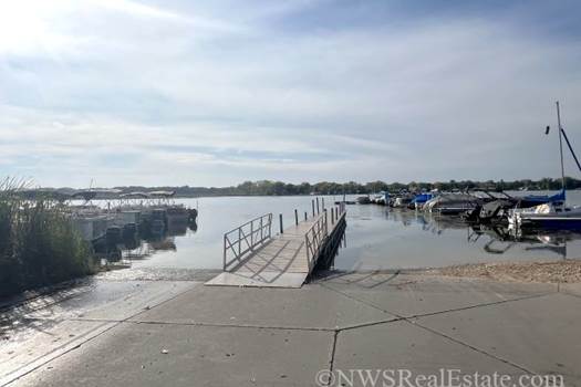 Elizabeth Lake Waterfront Homes | Twin Lakes WI
